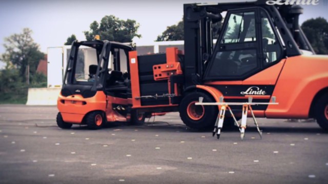 Robot mobili autonomi (AMR) | Linde Material Handling